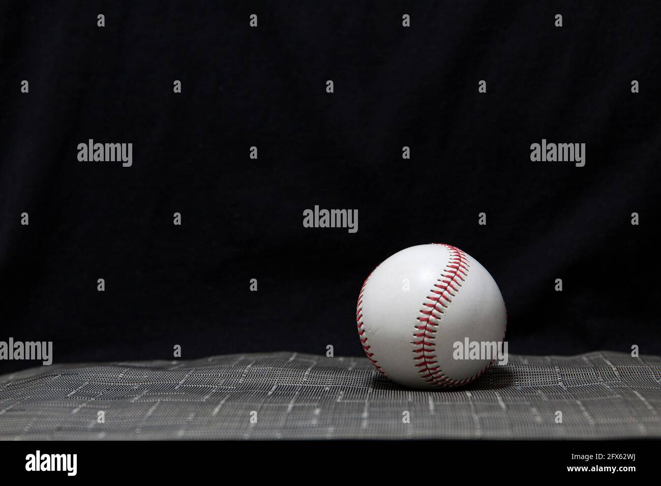 Ball with shadow on a table hi-res stock photography and images - Alamy