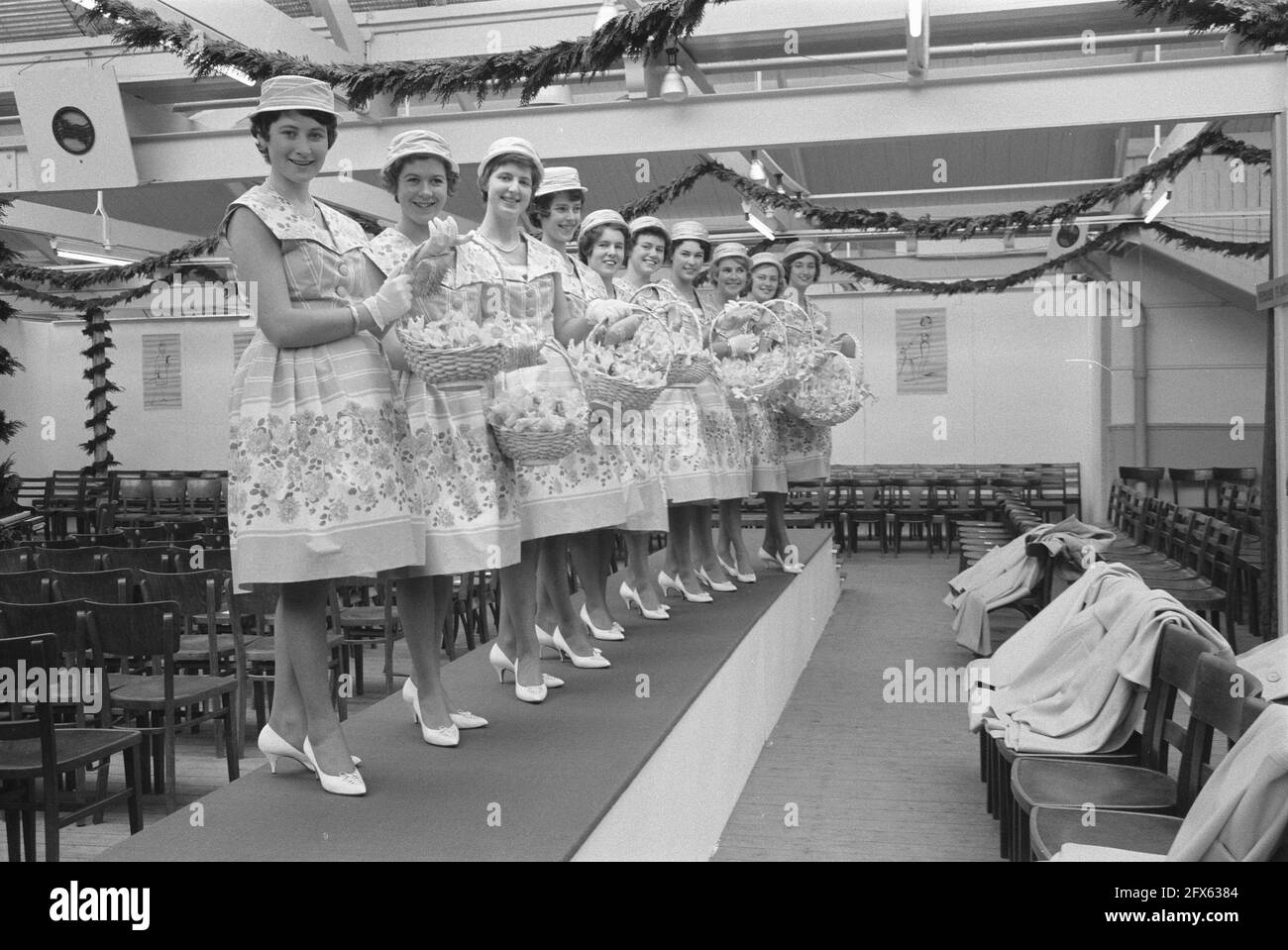 Bloommeisjes hi-res stock photography and images - Alamy