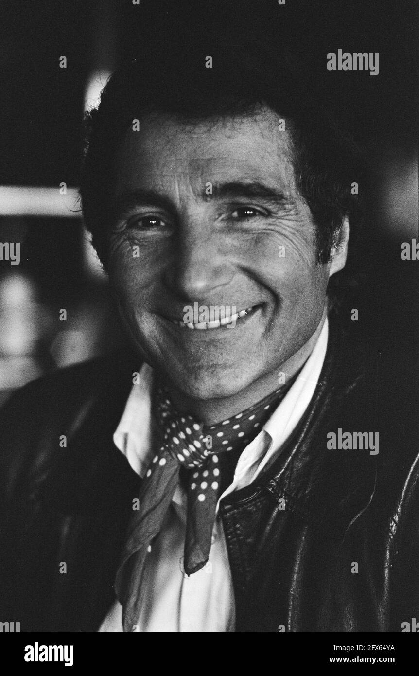 Harry thomas hi-res stock photography and images - Alamy