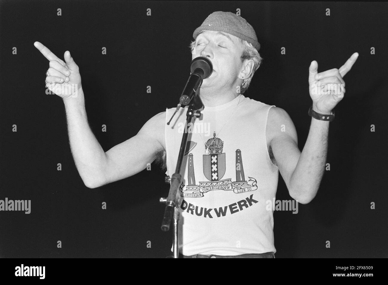 Slinger High Resolution Stock Photography and Images - Alamy