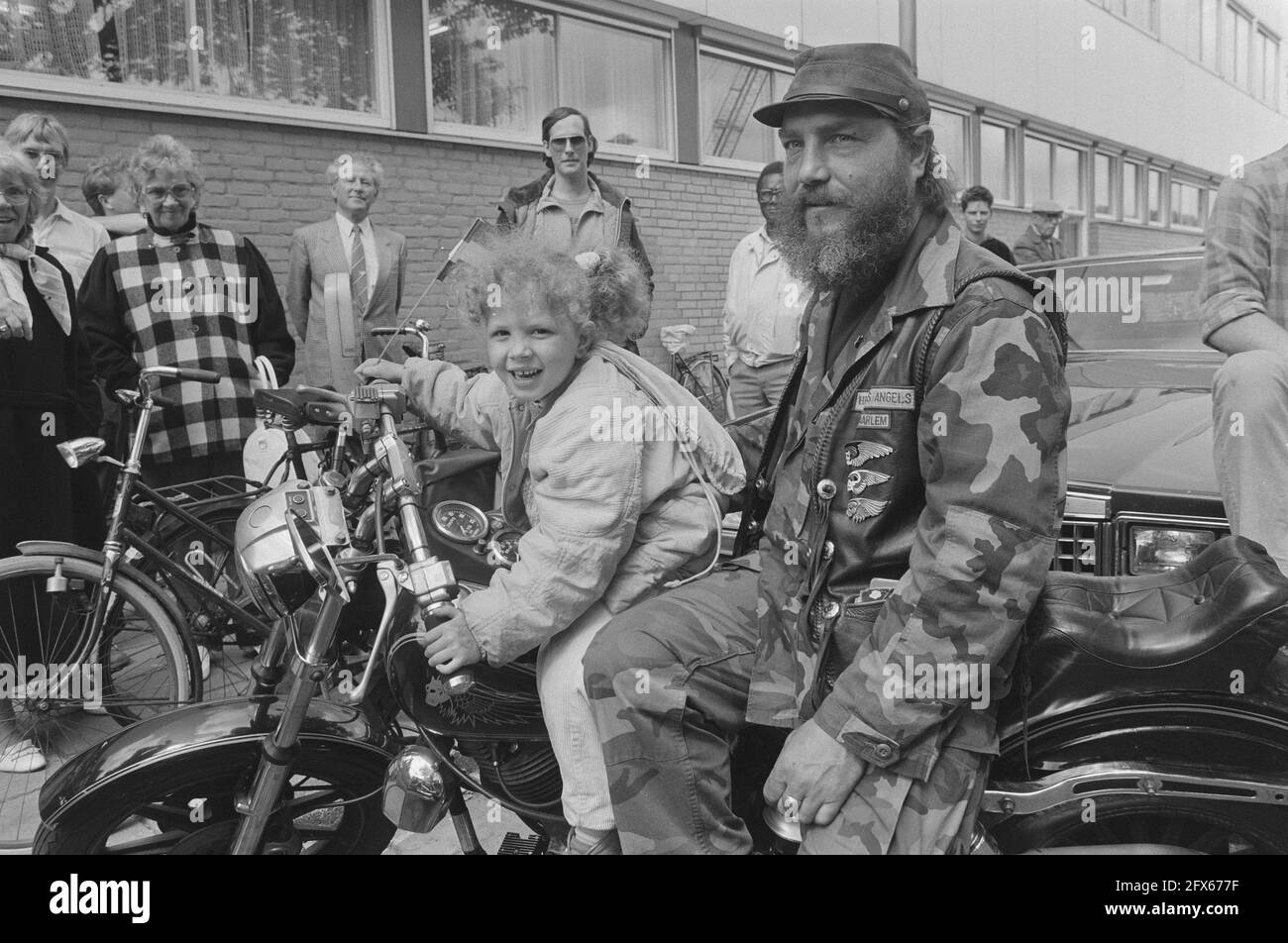 Hells Angels hand out presents to children Emma Children's Hospital in ...