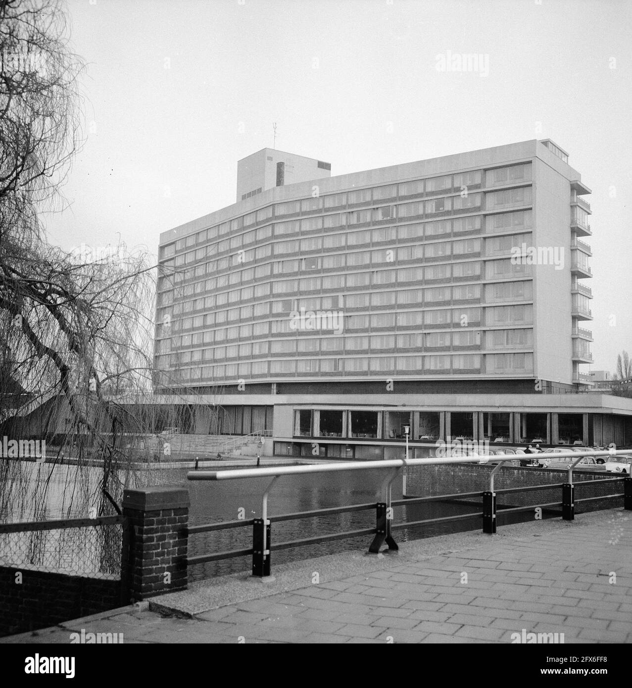 Hilton hotel (exterior), 6 March 1967, exterior, hotels, The ...