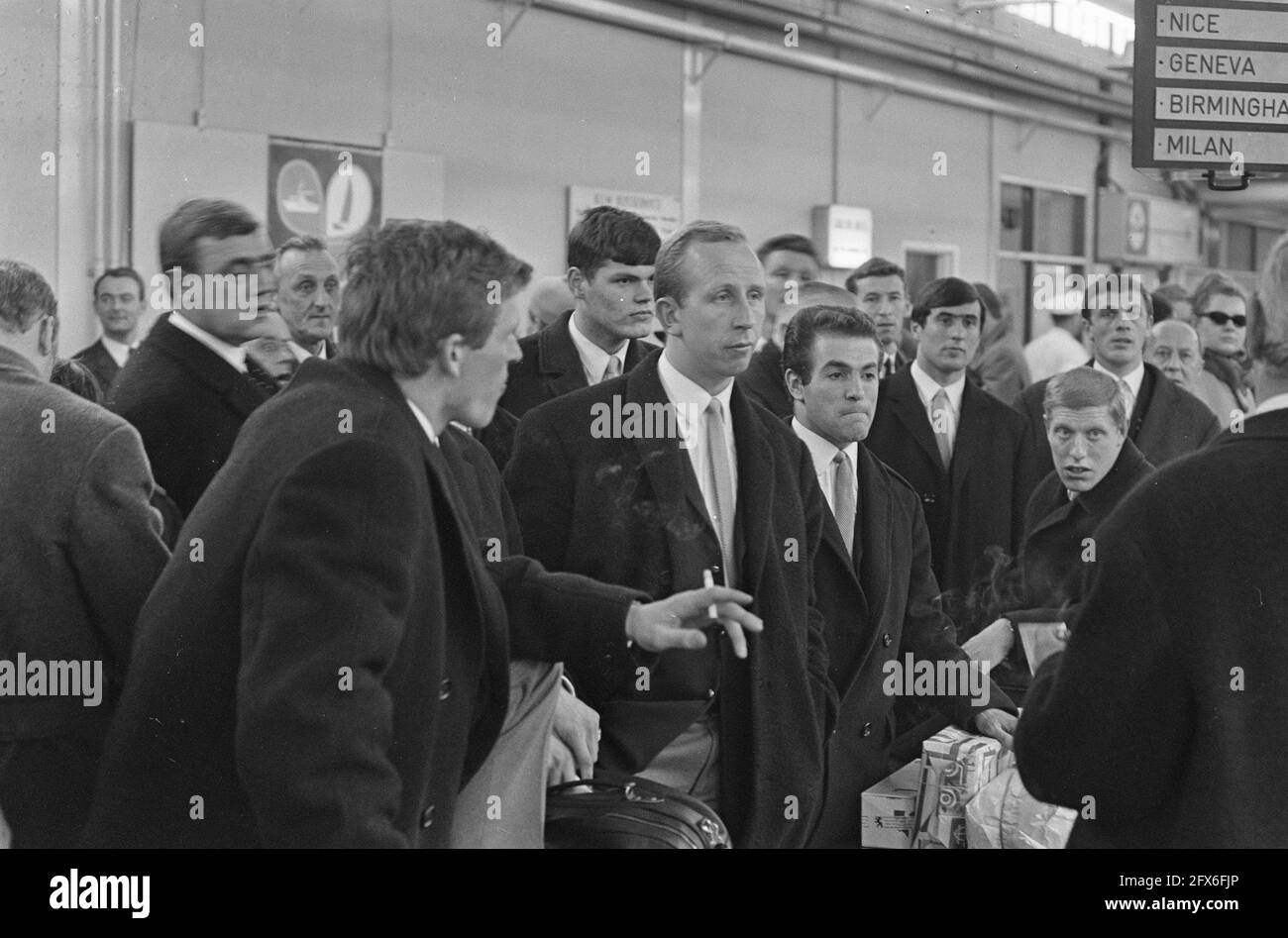 Arrival of Ajax at Schiphol Airport. At the baggage carousel Piet ...