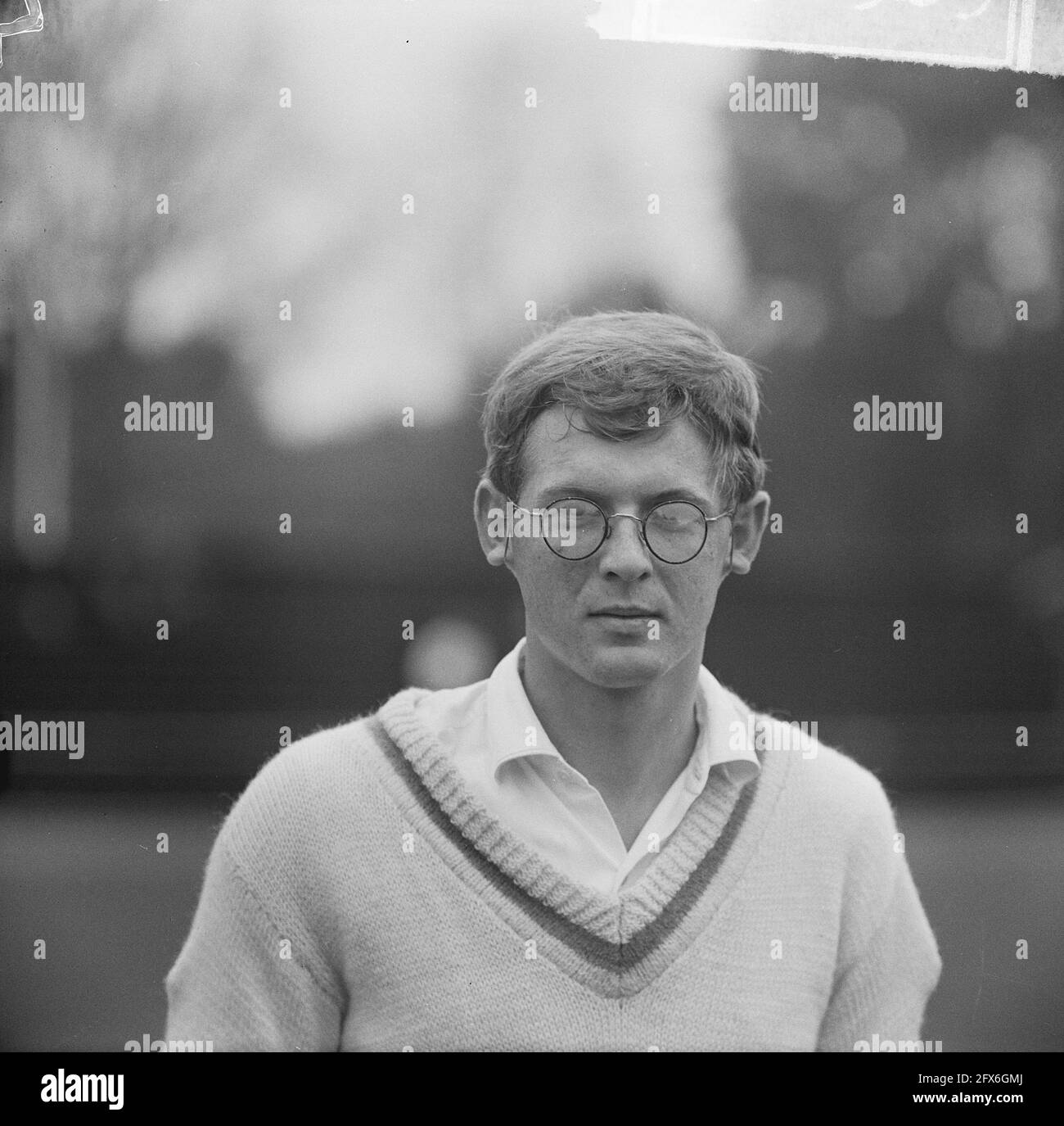 Van zomeren goal defender hilversum hi-res stock photography and images ...