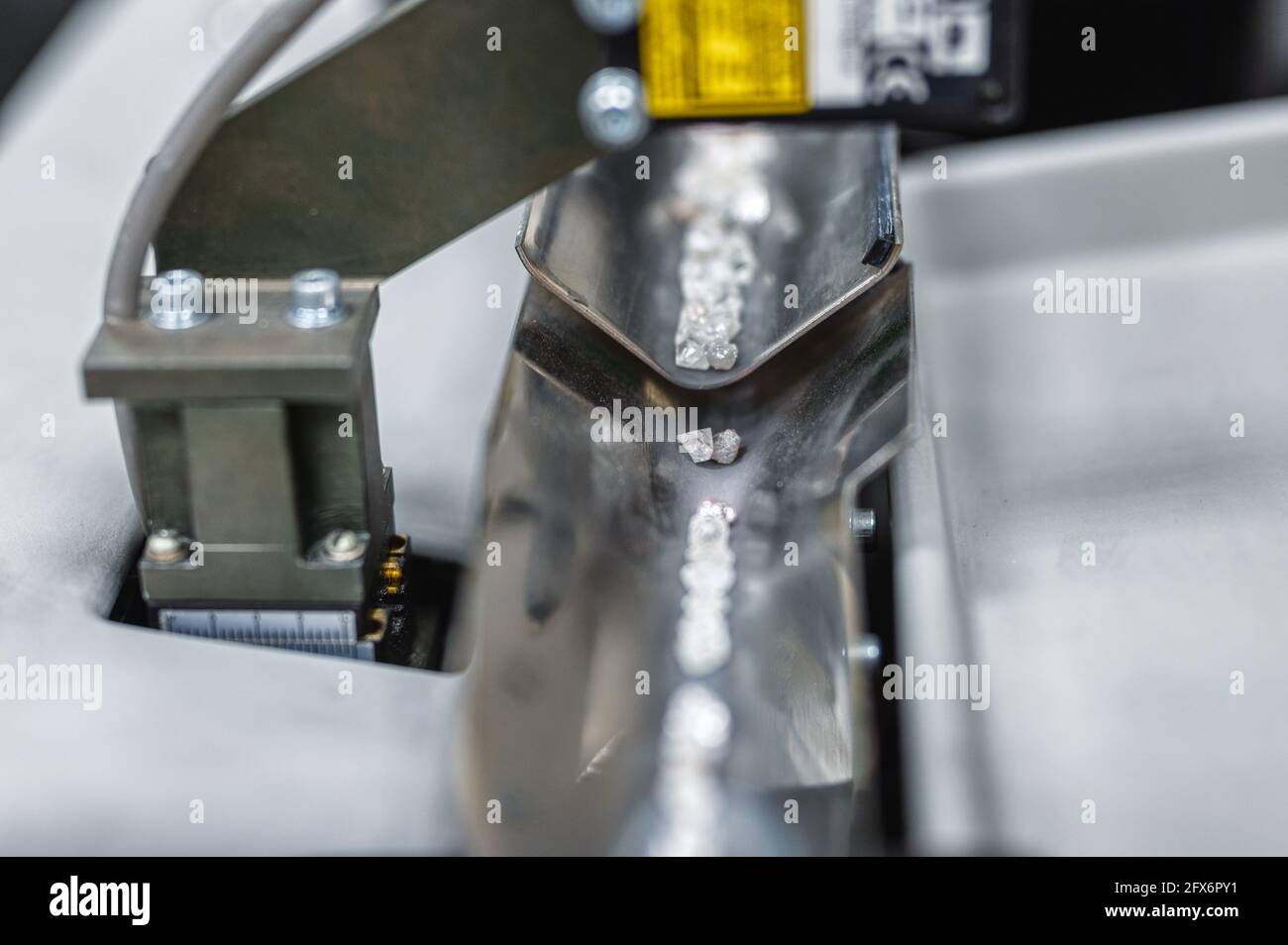 Automatic sorting of diamonds, modern machine vision technologies ...