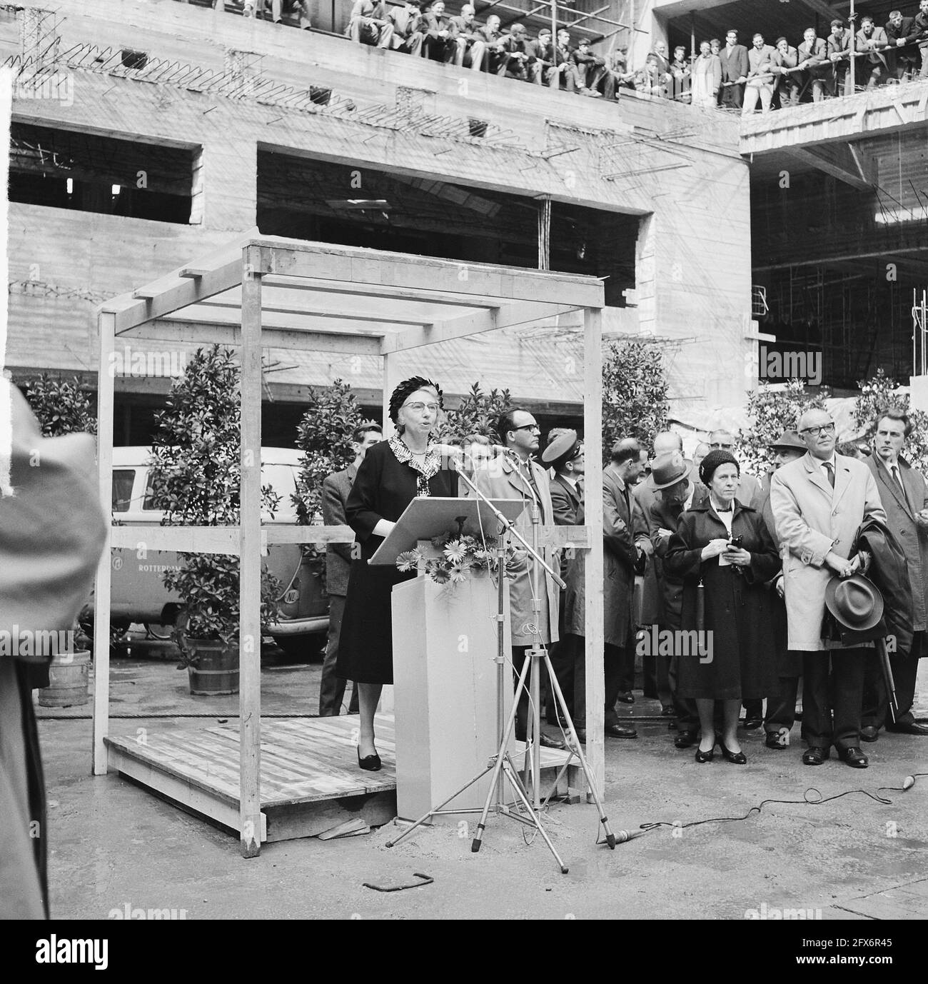 Rotterdam concert hall highest point hi-res stock photography and ...