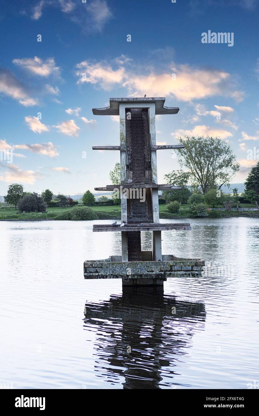 Old Diving Platform Coate Water Country Park , Swindon , England Stock ...