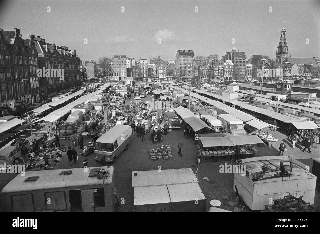 Current waterloo square hi-res stock photography and images - Alamy