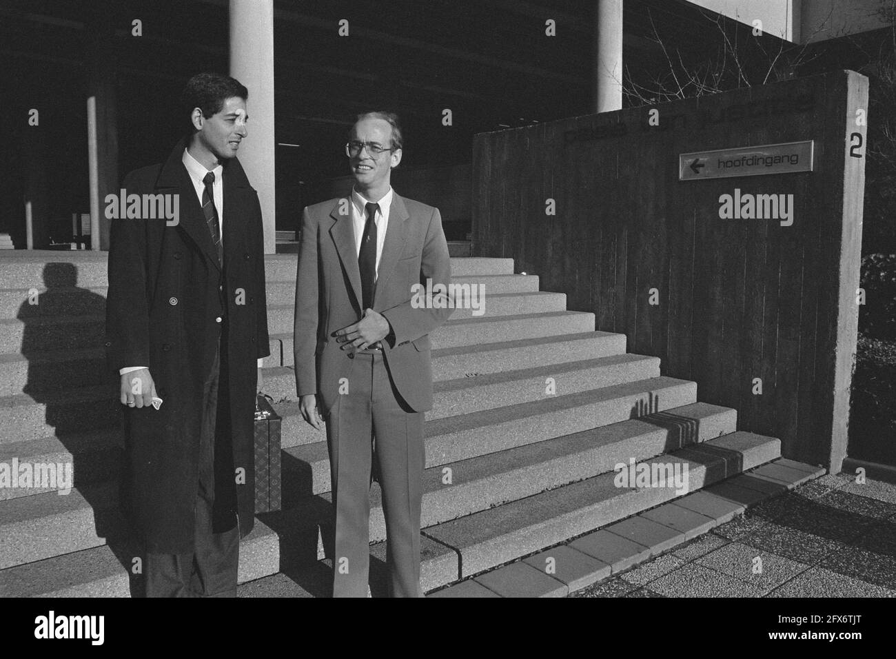 Family doctor dirk b hi-res stock photography and images - Alamy