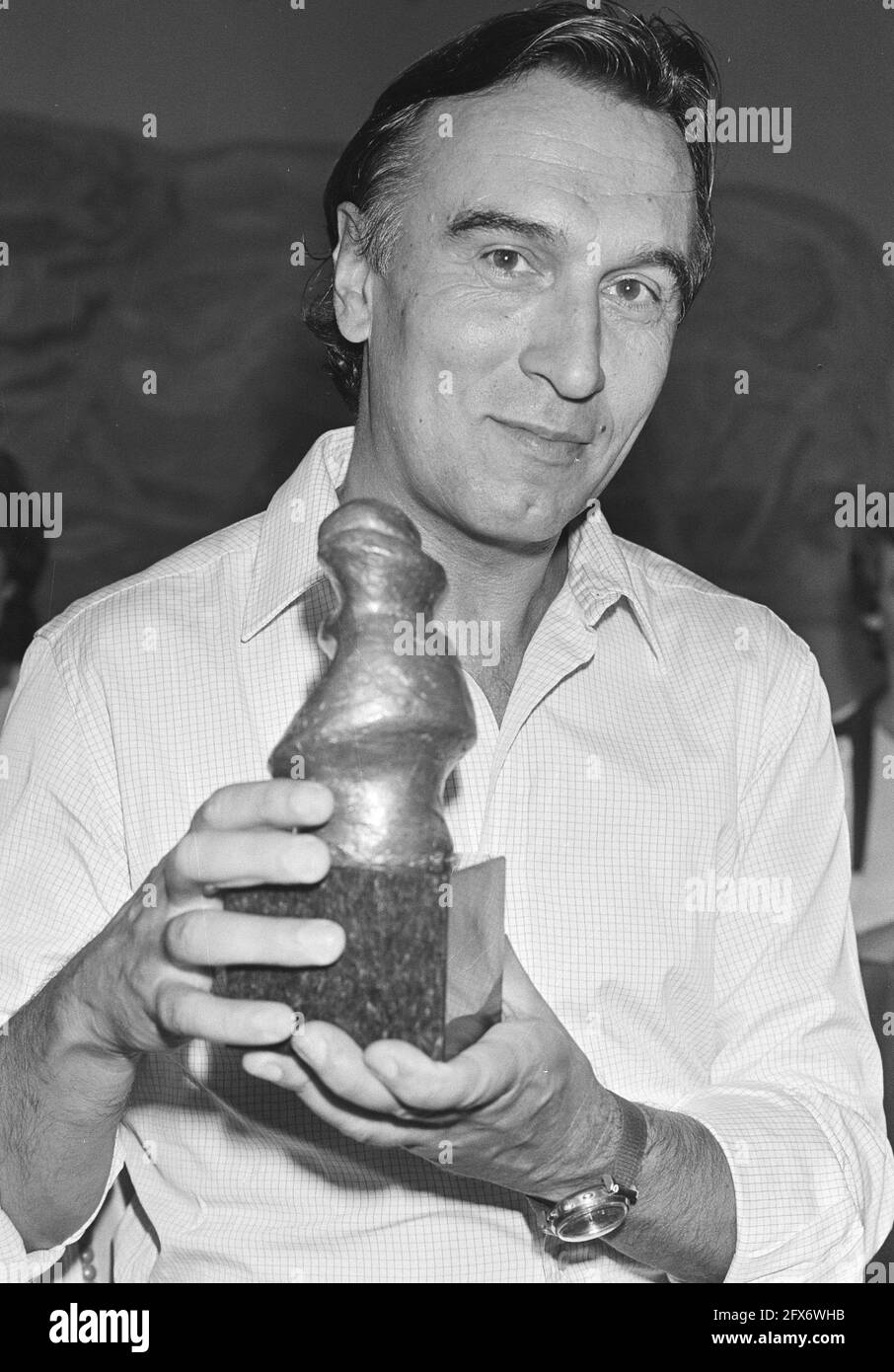 Claudio Abbado (conductor) receives AVRO's Audience Award Classical 81 ...