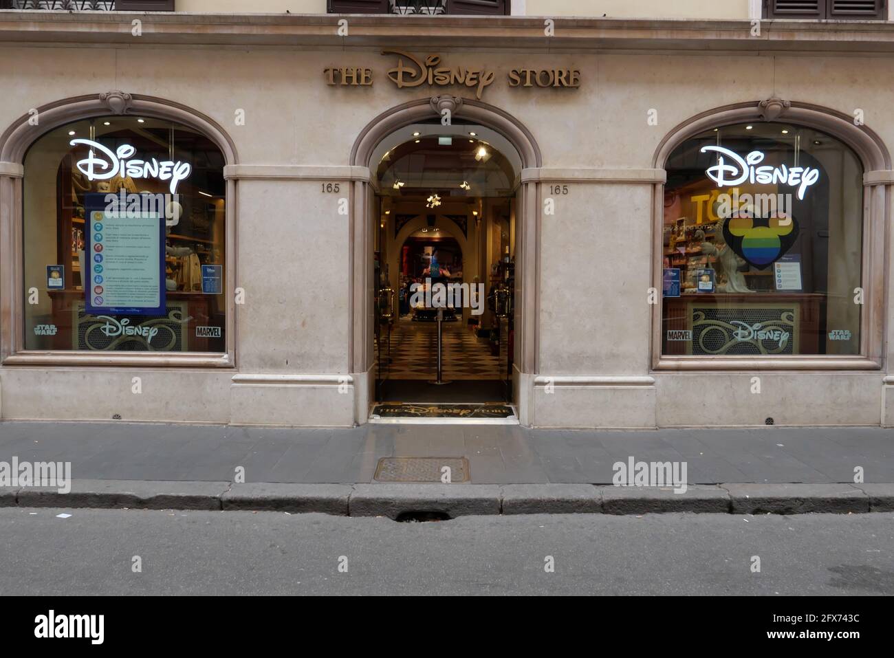 Disney store entrance hi-res stock photography and images - Alamy