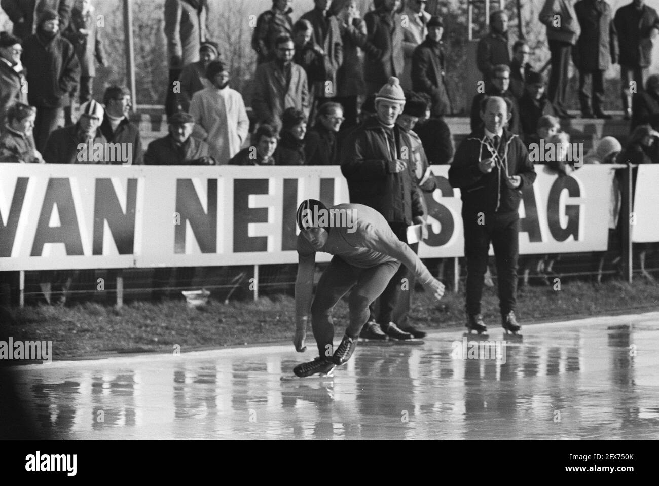 Action 1 500 meters hi-res stock photography and images - Alamy