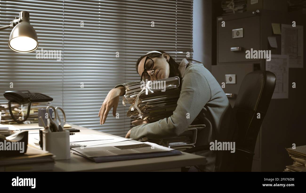 Exhausted office worker hi-res stock photography and images - Alamy