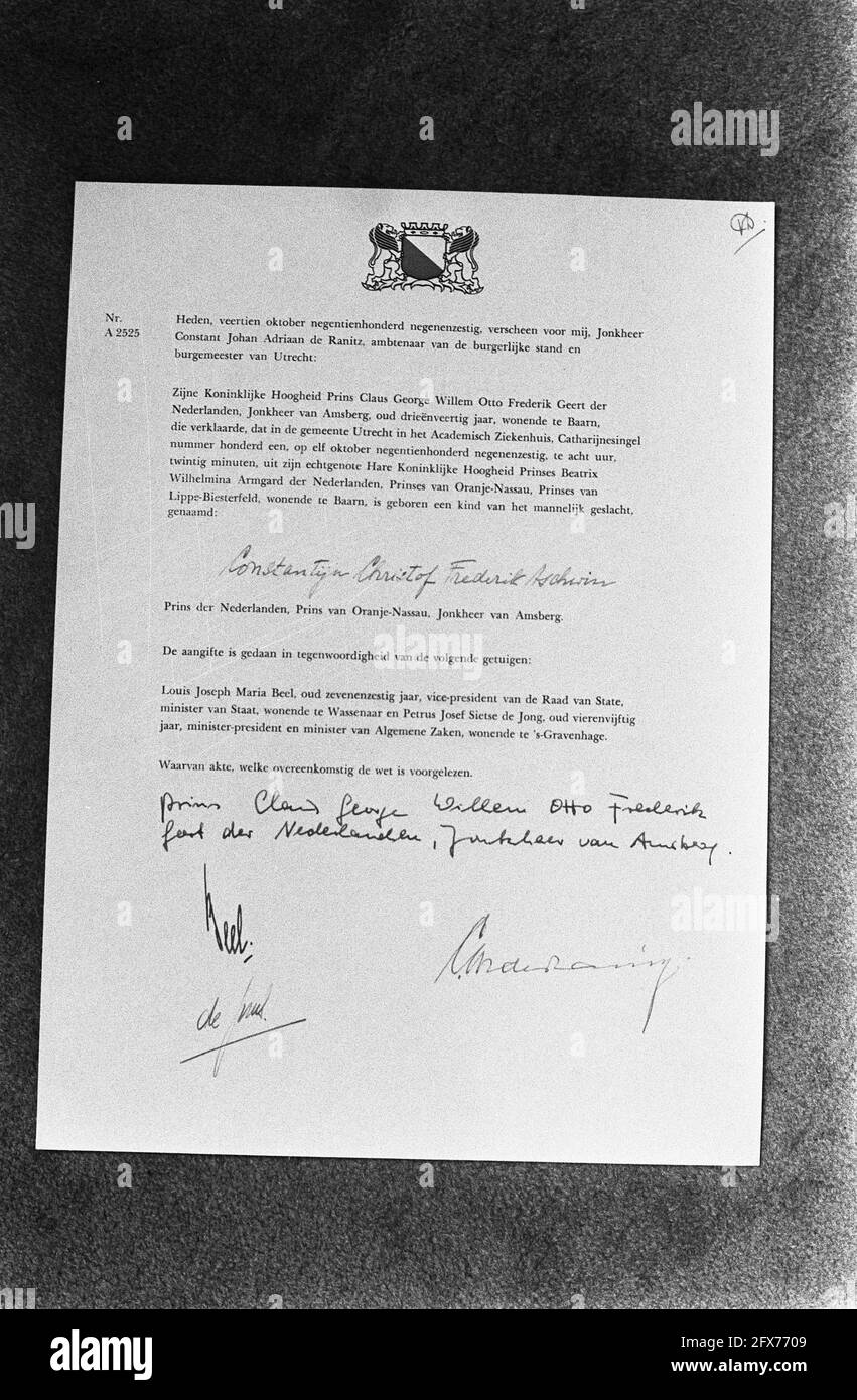 Prince Claus announces names of youngest prince at Academic Hospital in ...