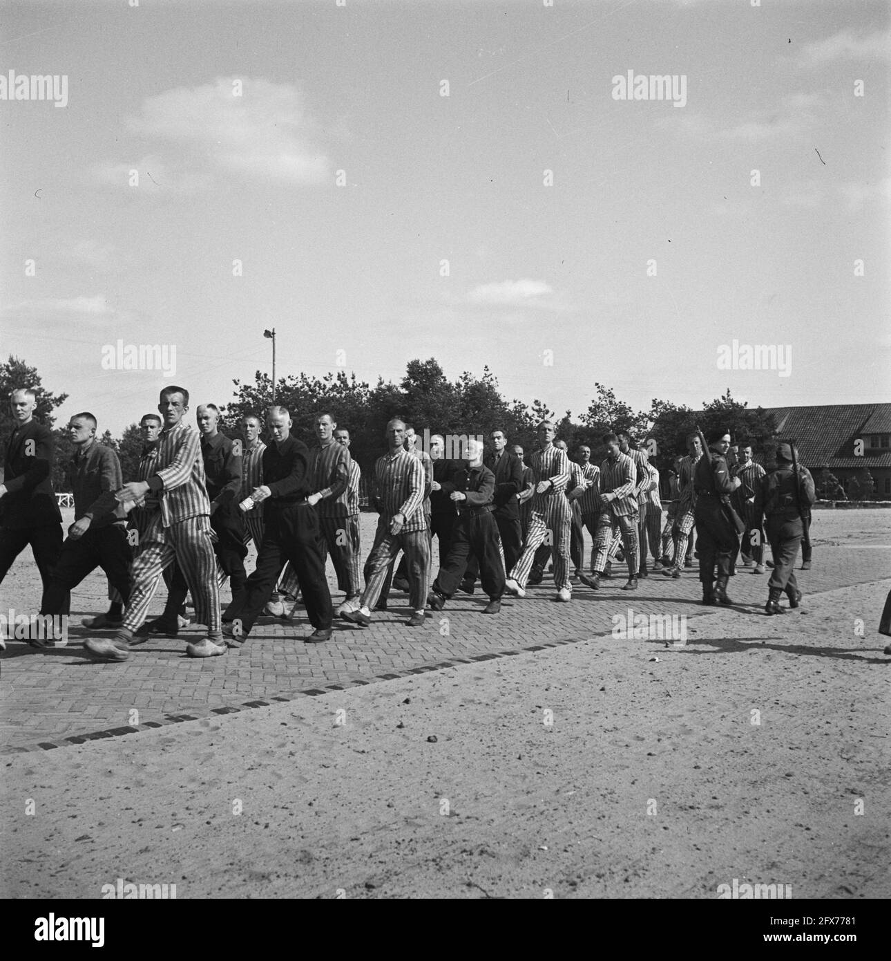 Ss Soldiers High Resolution Stock Photography and Images - Alamy