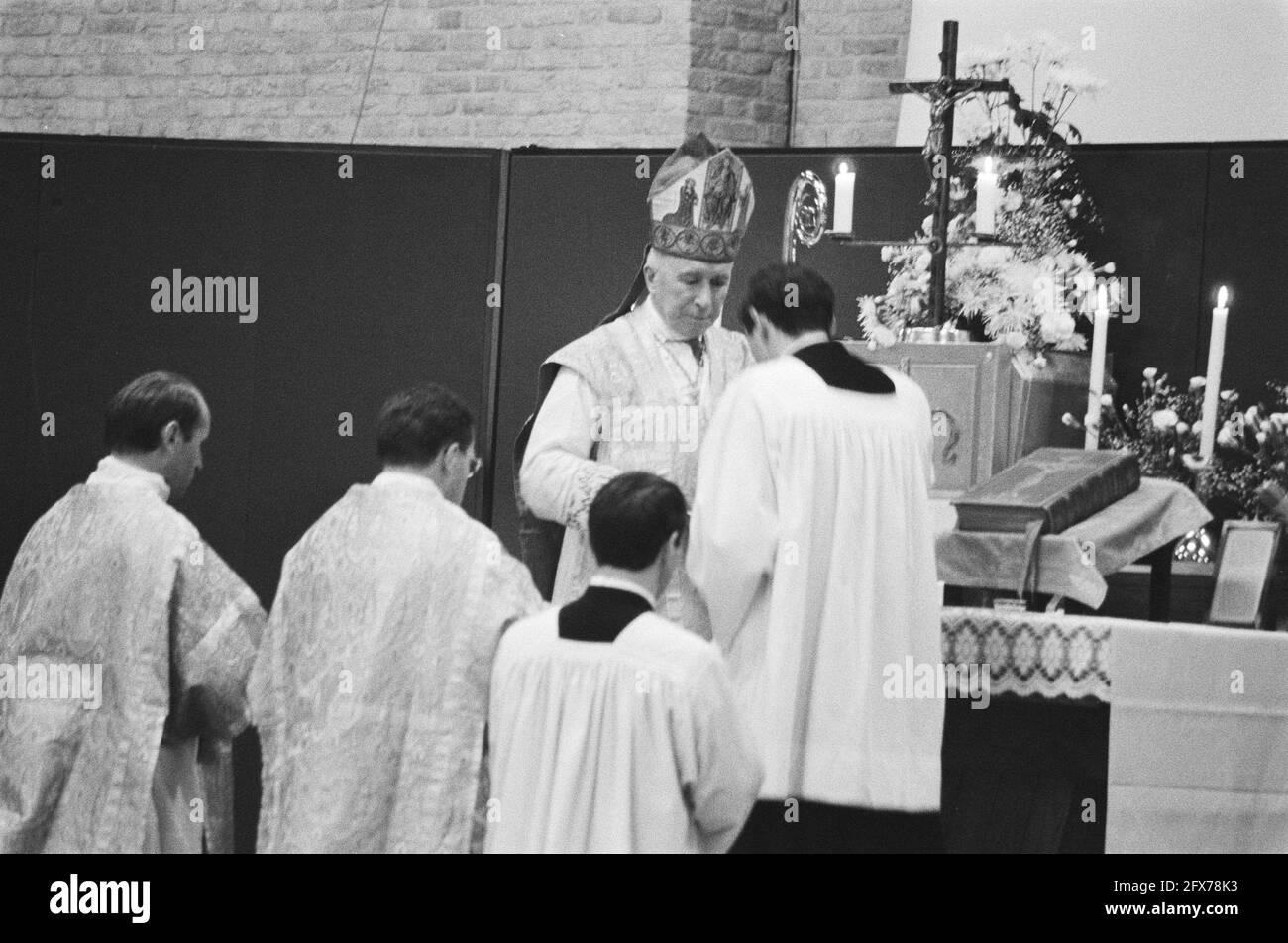 Retired french archbishop lefebure celebrated hi-res stock photography ...
