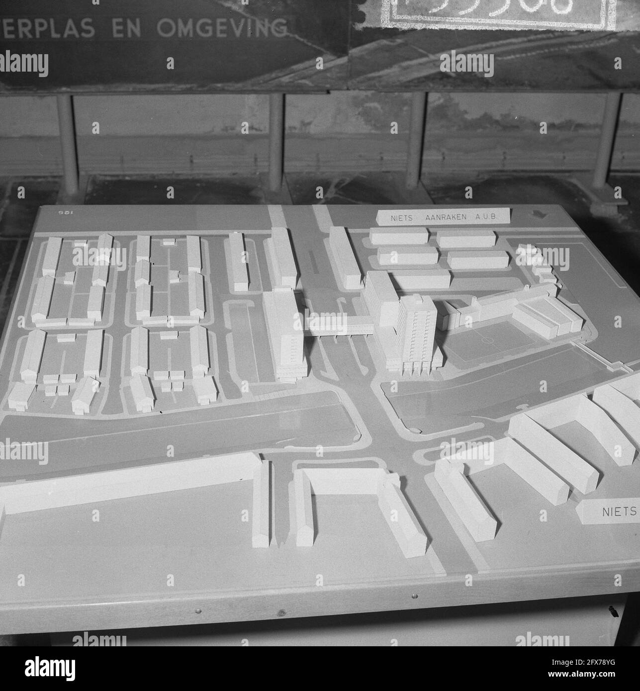 Development of 20th century architecture hi-res stock photography and ...