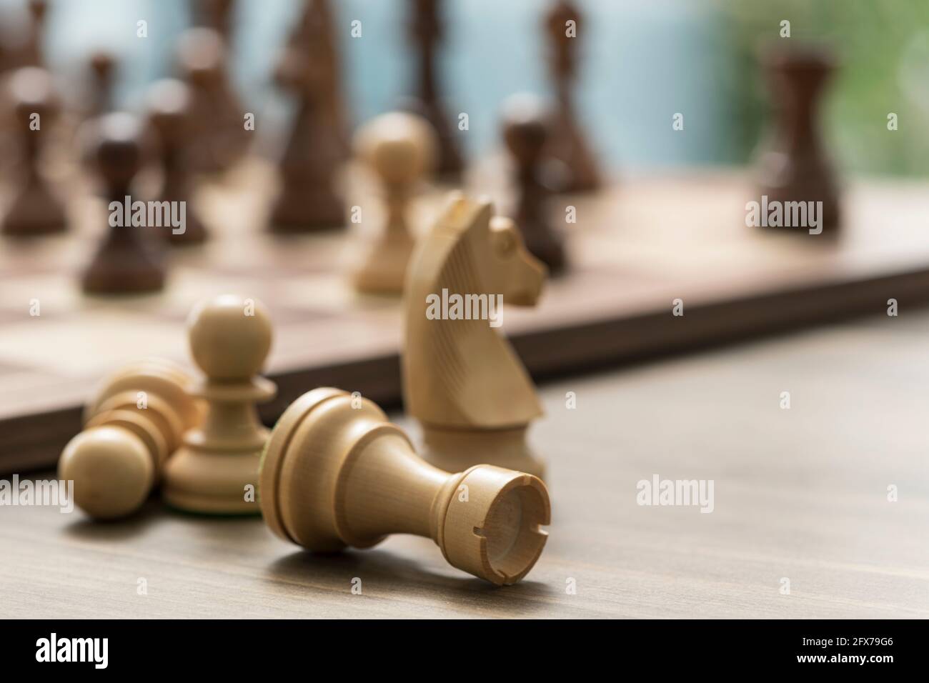Chess pieces arrangement hi-res stock photography and images - Alamy