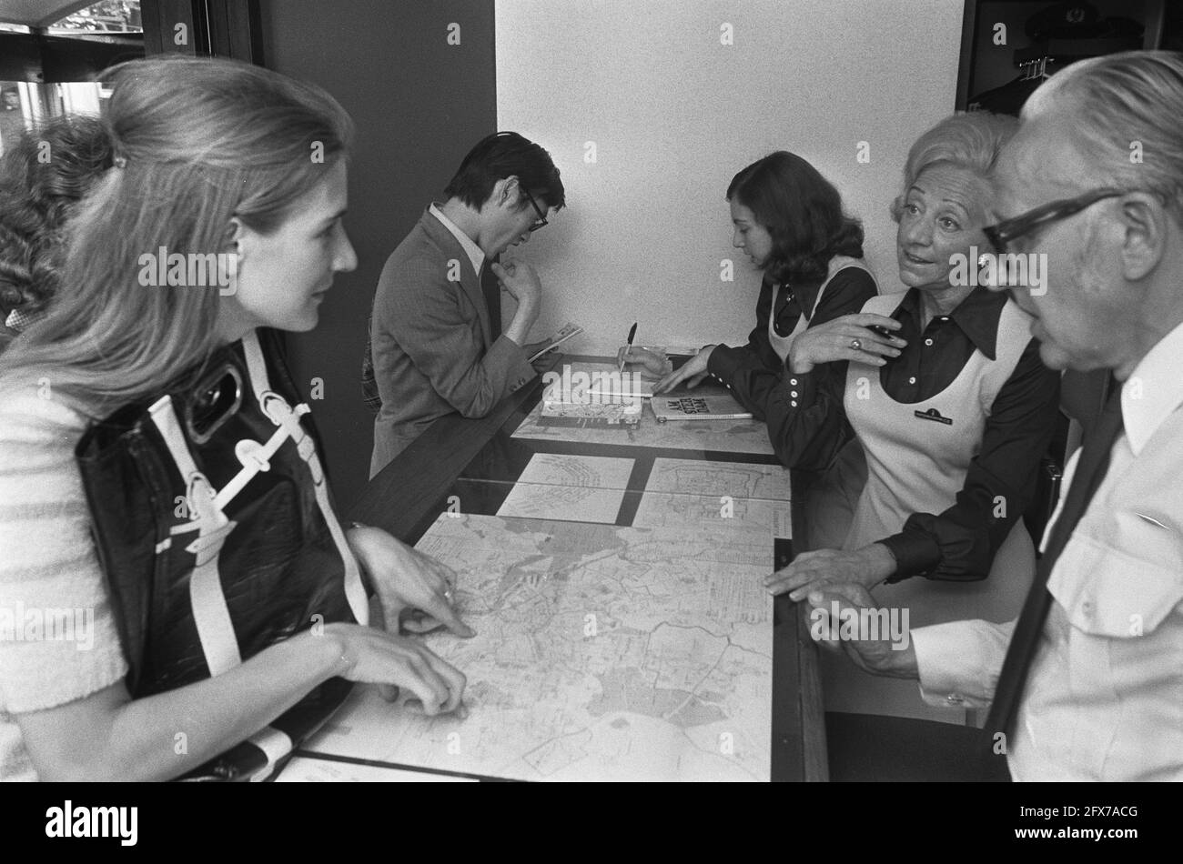 Cfp office hi-res stock photography and images - Alamy