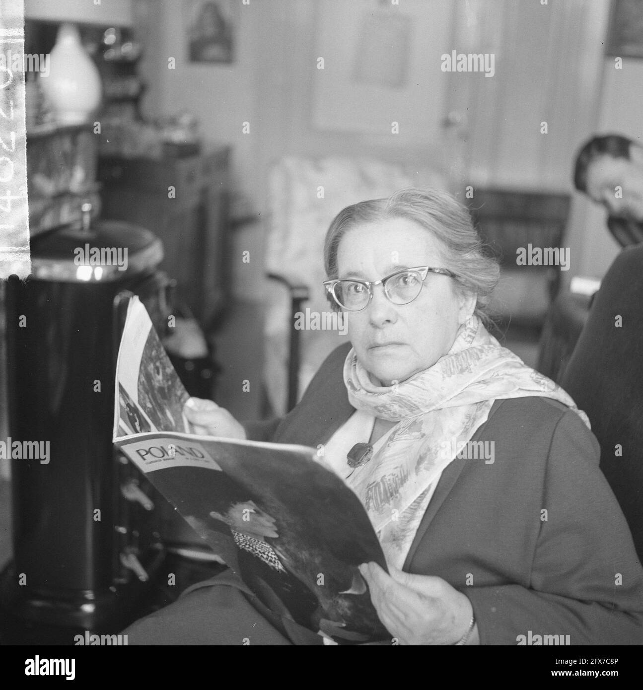 Actress hetty beck turns 75 hi-res stock photography and images - Alamy