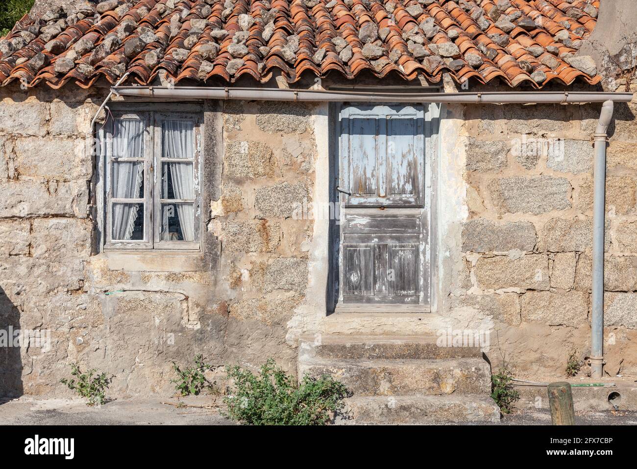 Rubble walls hi-res stock photography and images - Alamy