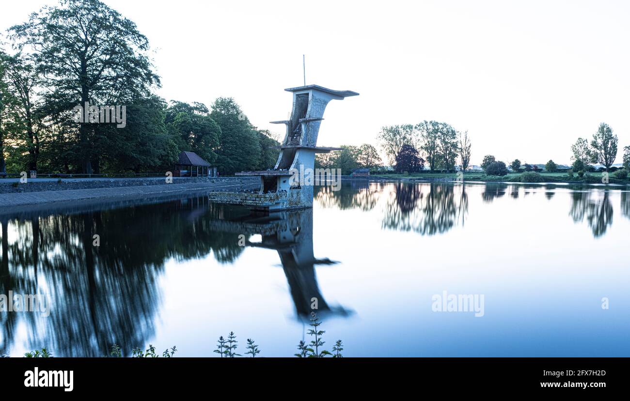 Old Diving Platform Coate Water Country Park , Swindon , England Stock ...