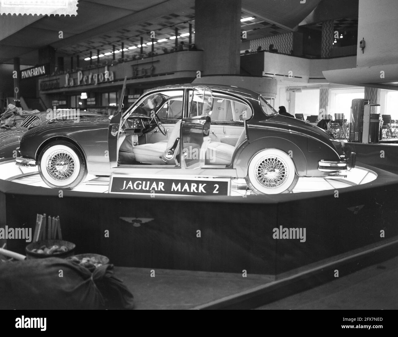 Jaguar mark booth hi-res stock photography and images - Alamy