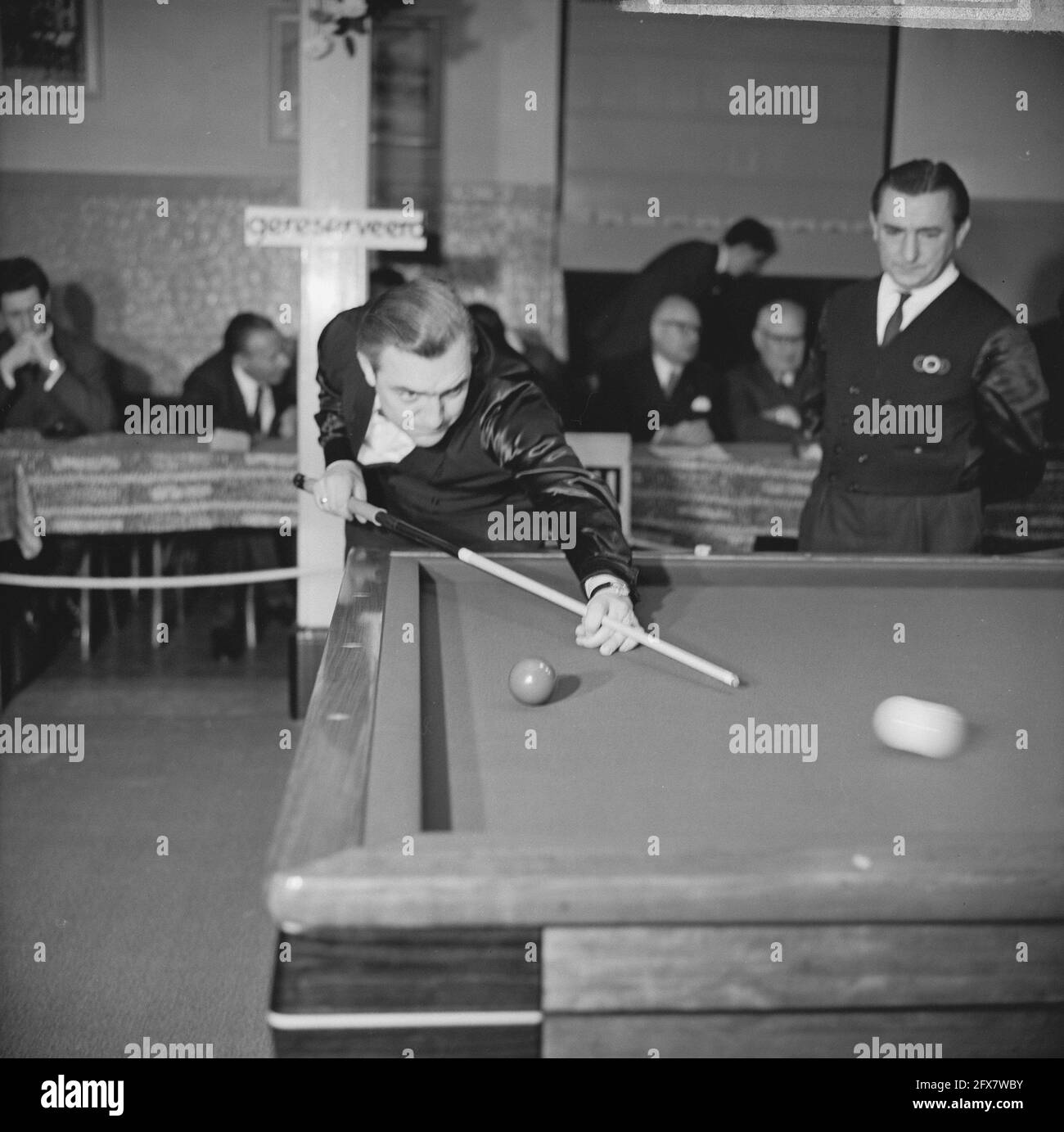 Dutch championship three cornered billiards hi-res stock photography ...