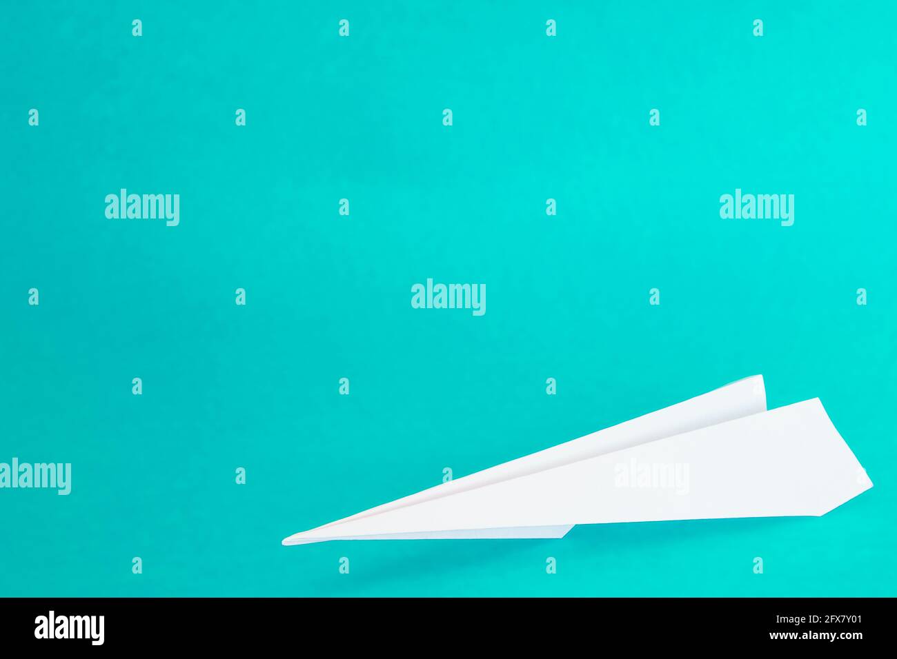 Flying paper plane hi-res stock photography and images - Alamy