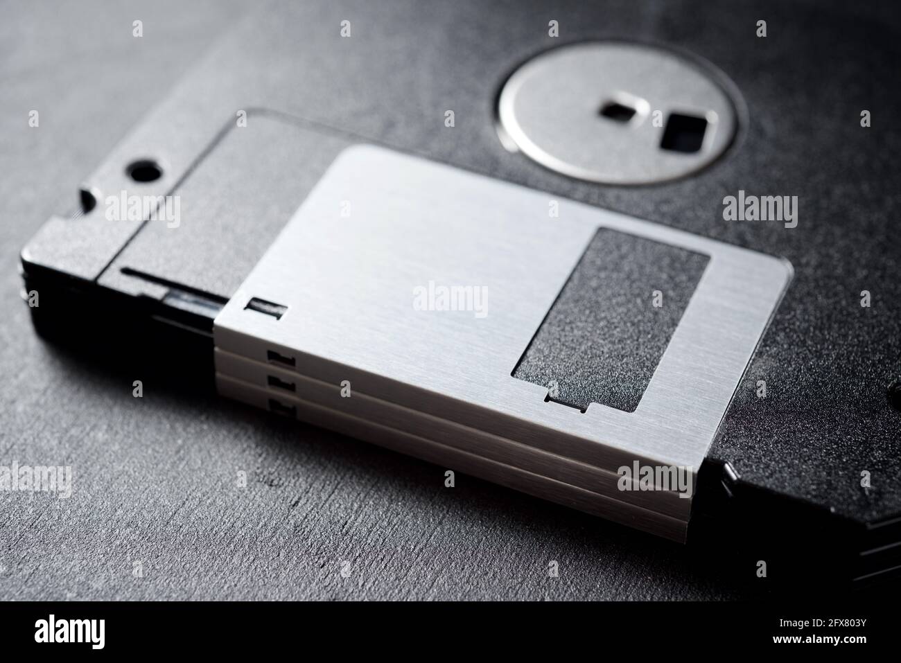 Diskette icon technology media hi-res stock photography and images - Alamy