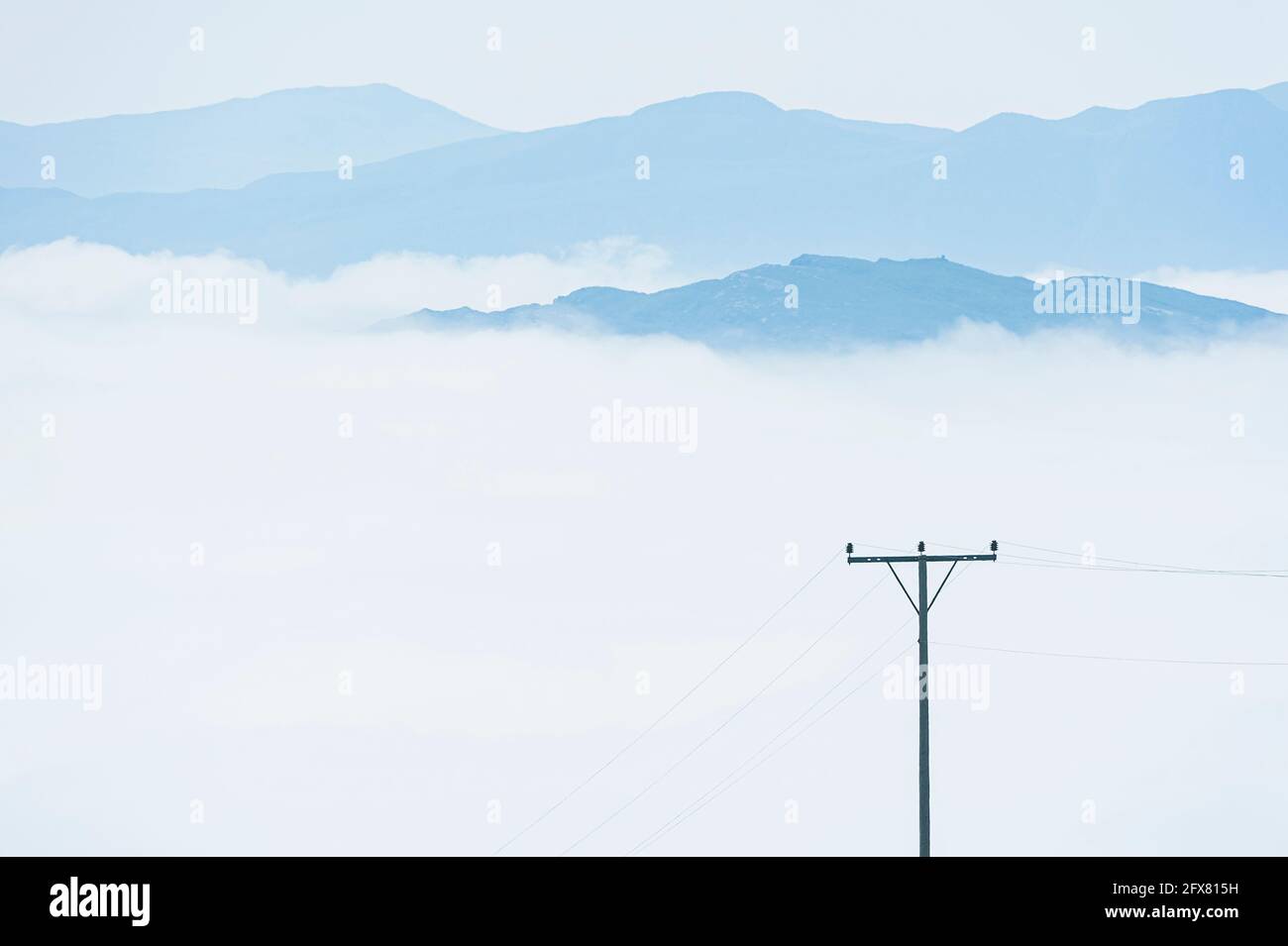 Telegraph wire hi-res stock photography and images - Alamy