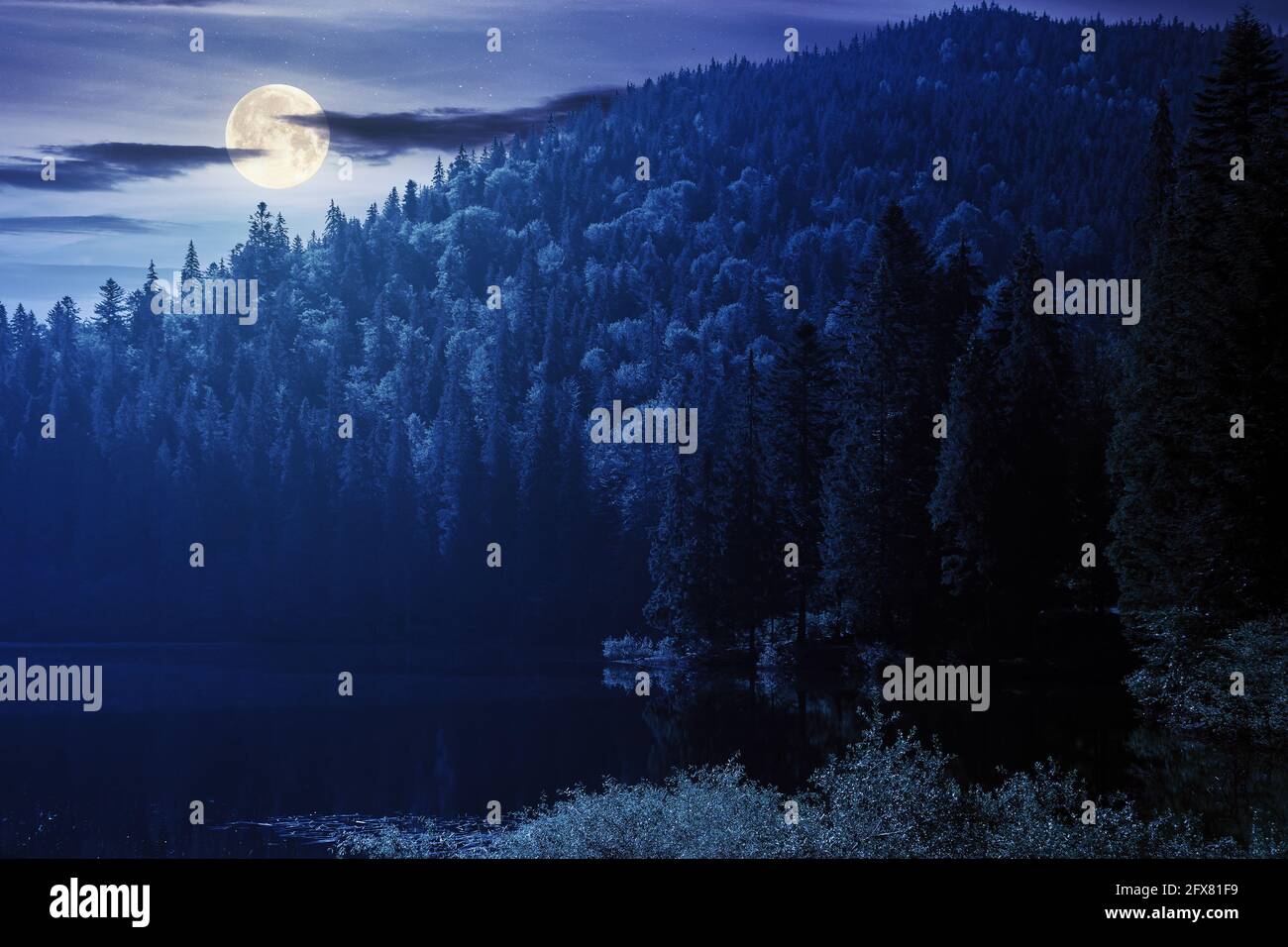 Full moonlight lake river hi-res stock photography and images - Alamy