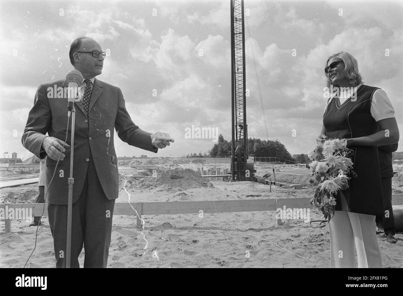 Ada kok drives first pile Black and White Stock Photos & Images - Alamy