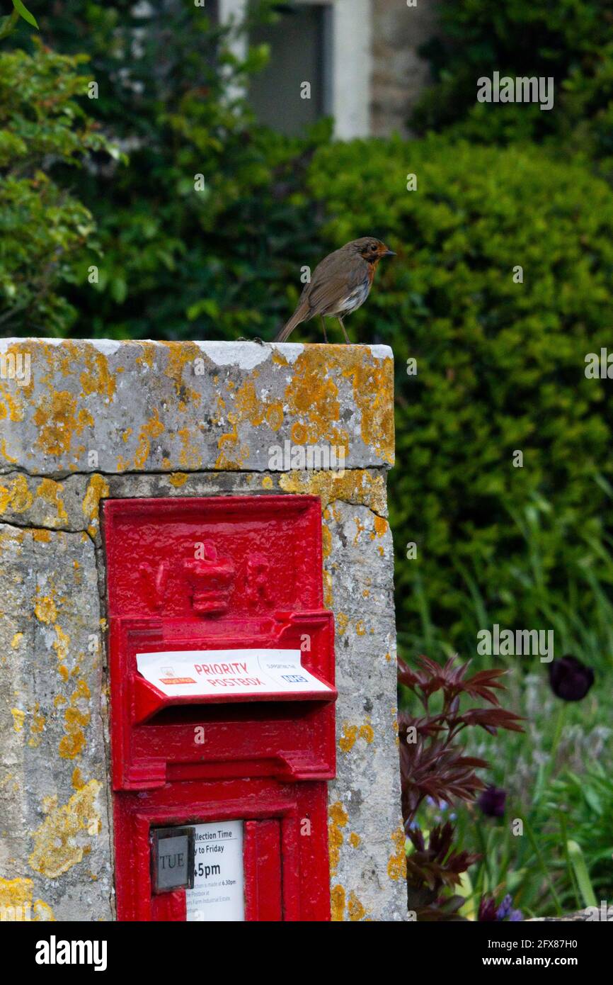 Vr post box hi-res stock photography and images - Alamy