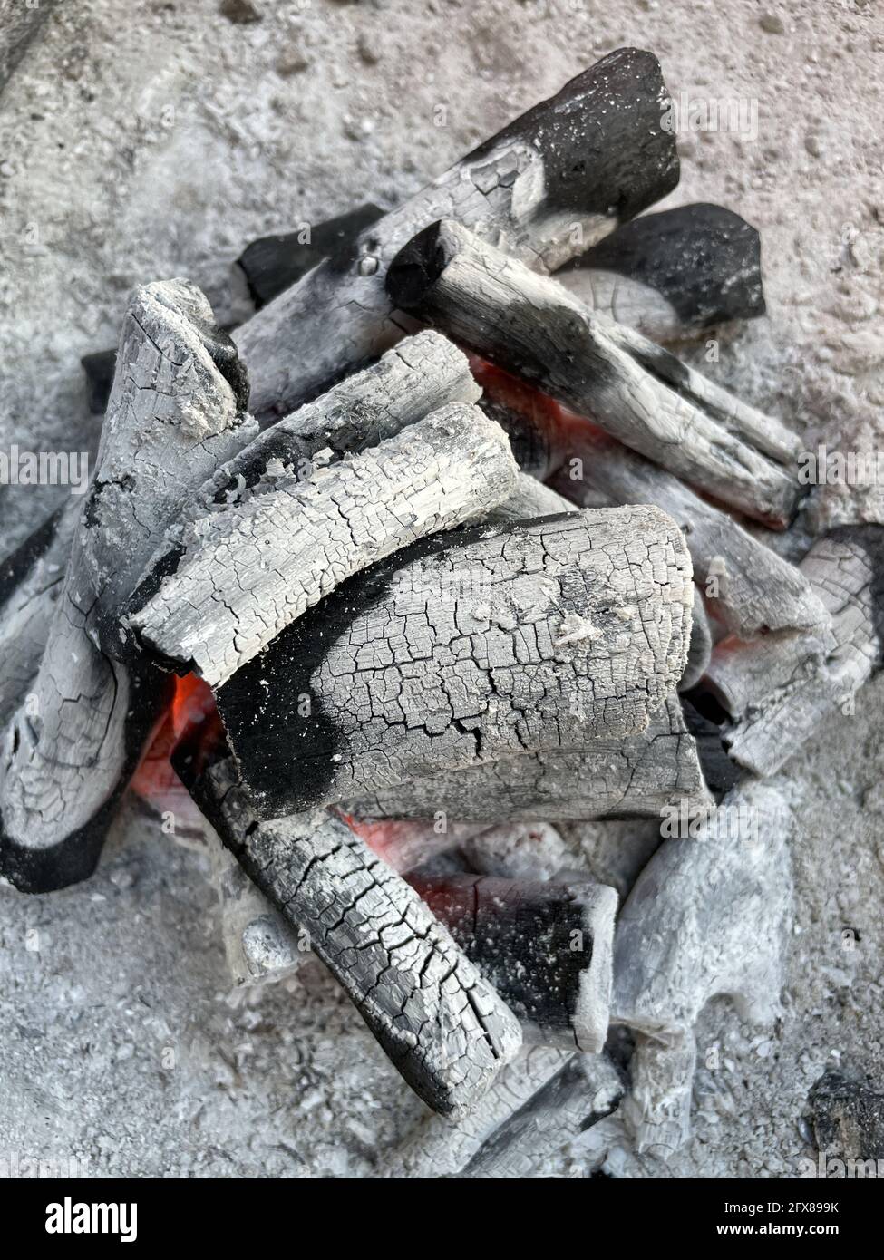 Dying flame hi-res stock photography and images - Alamy