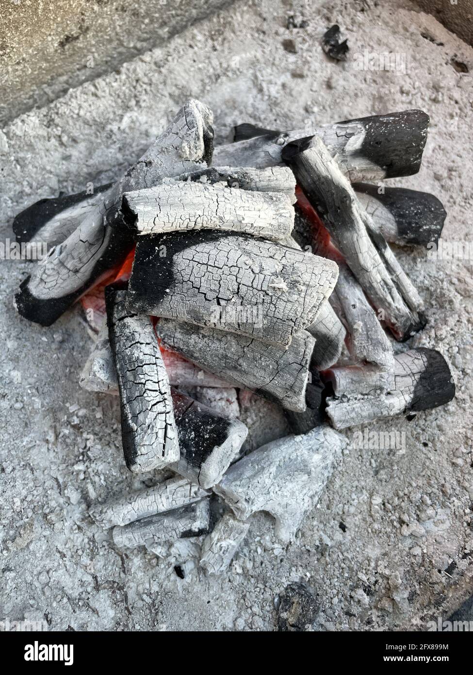 Dying flame hi-res stock photography and images - Alamy