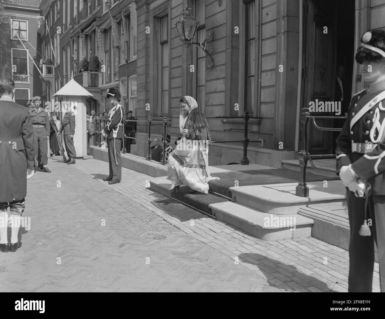 Pakistani monarch hi-res stock photography and images - Alamy