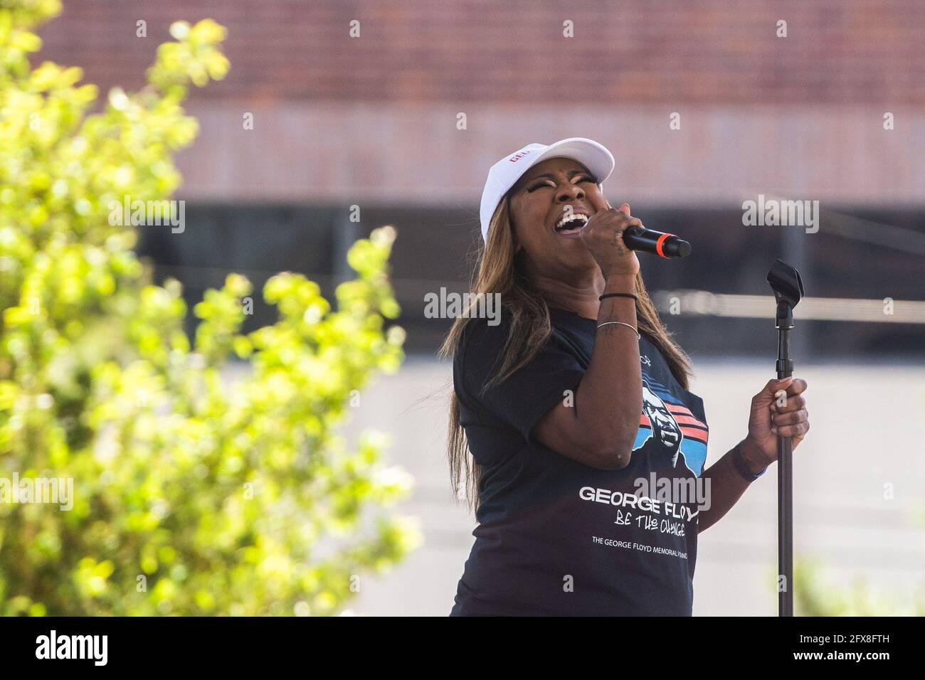 Le'andria Johnson performs at Commons Park during the remembrance event ...