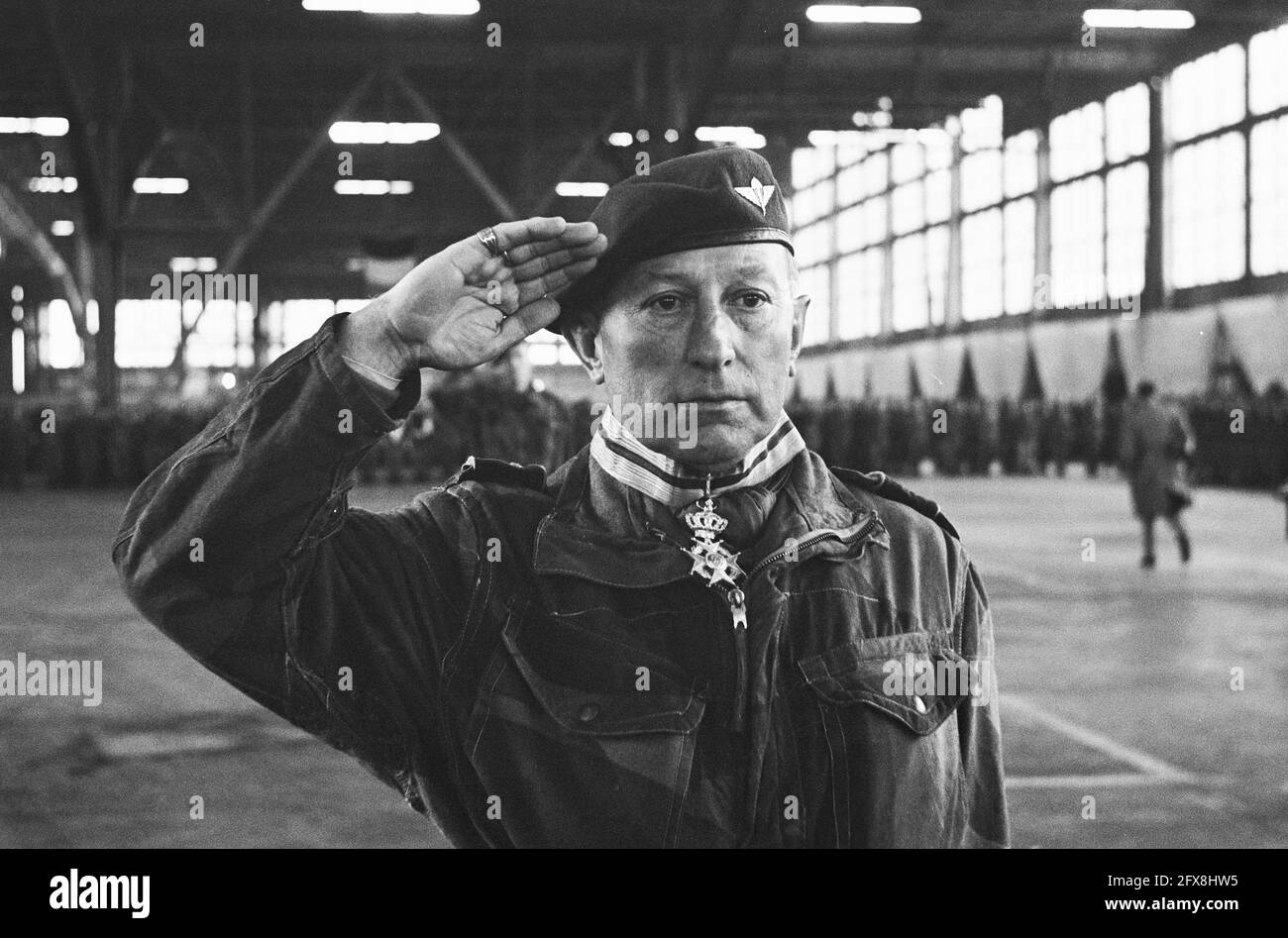 Belgian paras back, para-commander Laurent brings greeting, December 1 ...