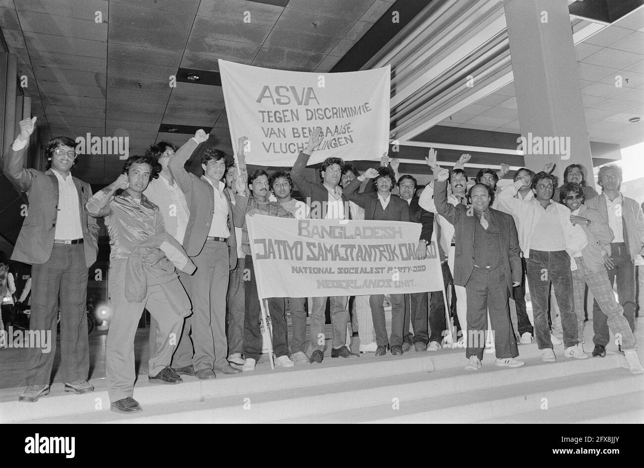 Bengali asylum seekers protest hi-res stock photography and images - Alamy
