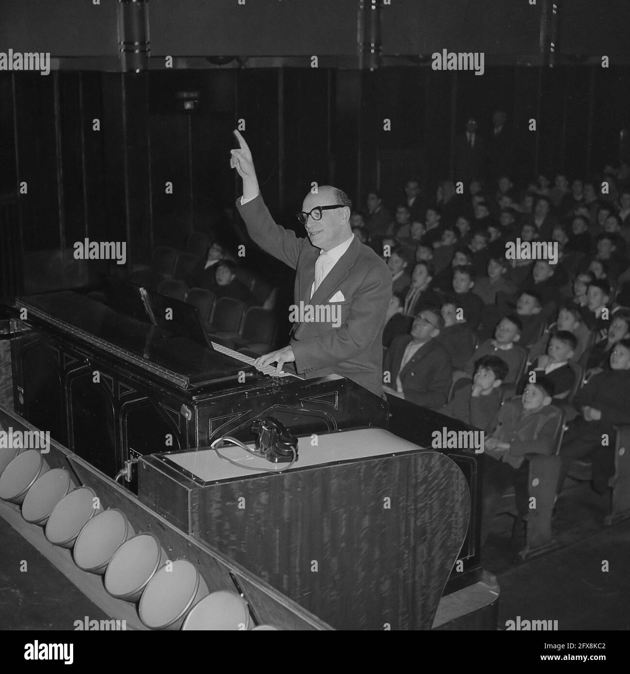 Bernard drukker hi-res stock photography and images - Alamy