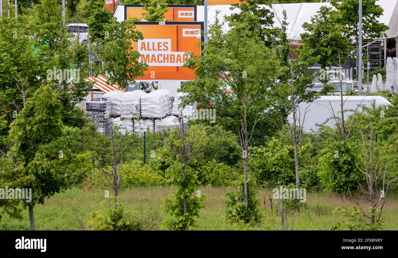 Obi lettering hi-res stock photography and images - Alamy