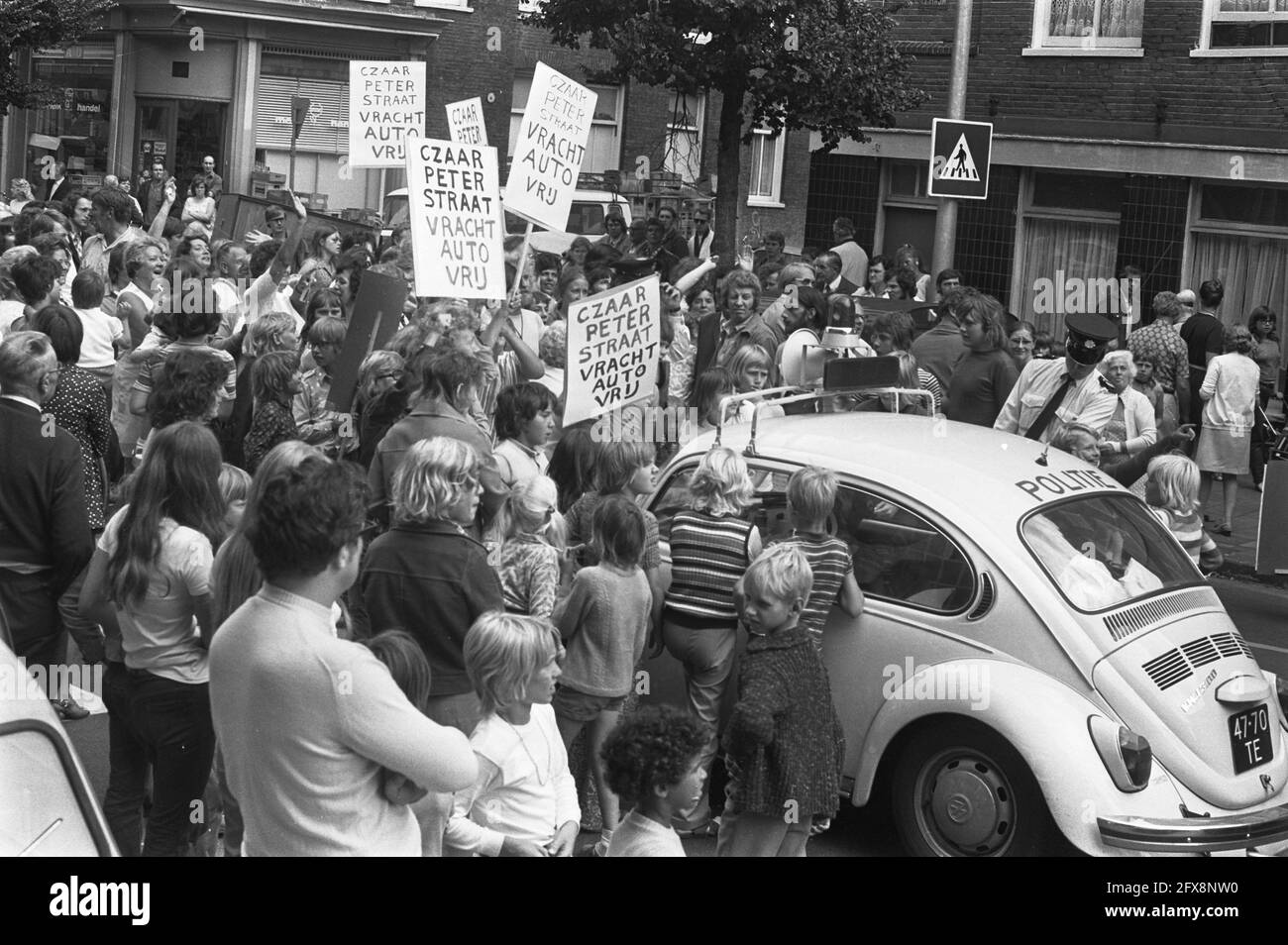 Czaar peter street protest traffic hi-res stock photography and images ...