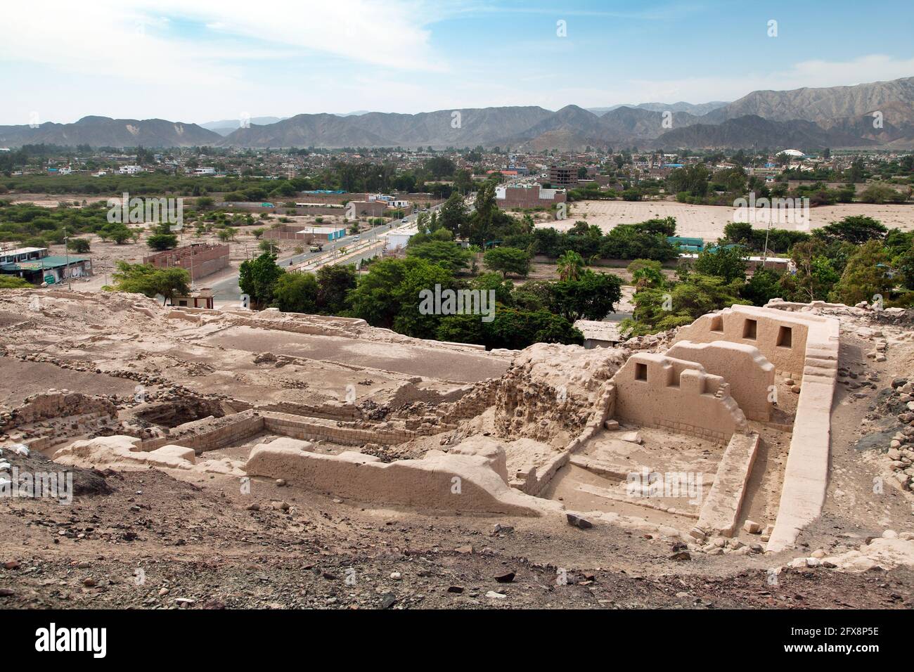 Los Paredones - historic ruins of incan castle in Nazca or Nazca town ...