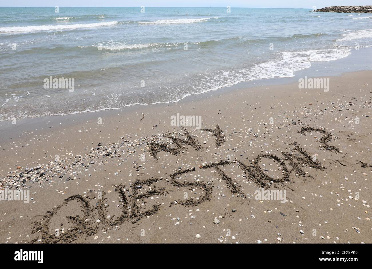 great beach text ANY QUESTION ideal to complement a slide presentation ...
