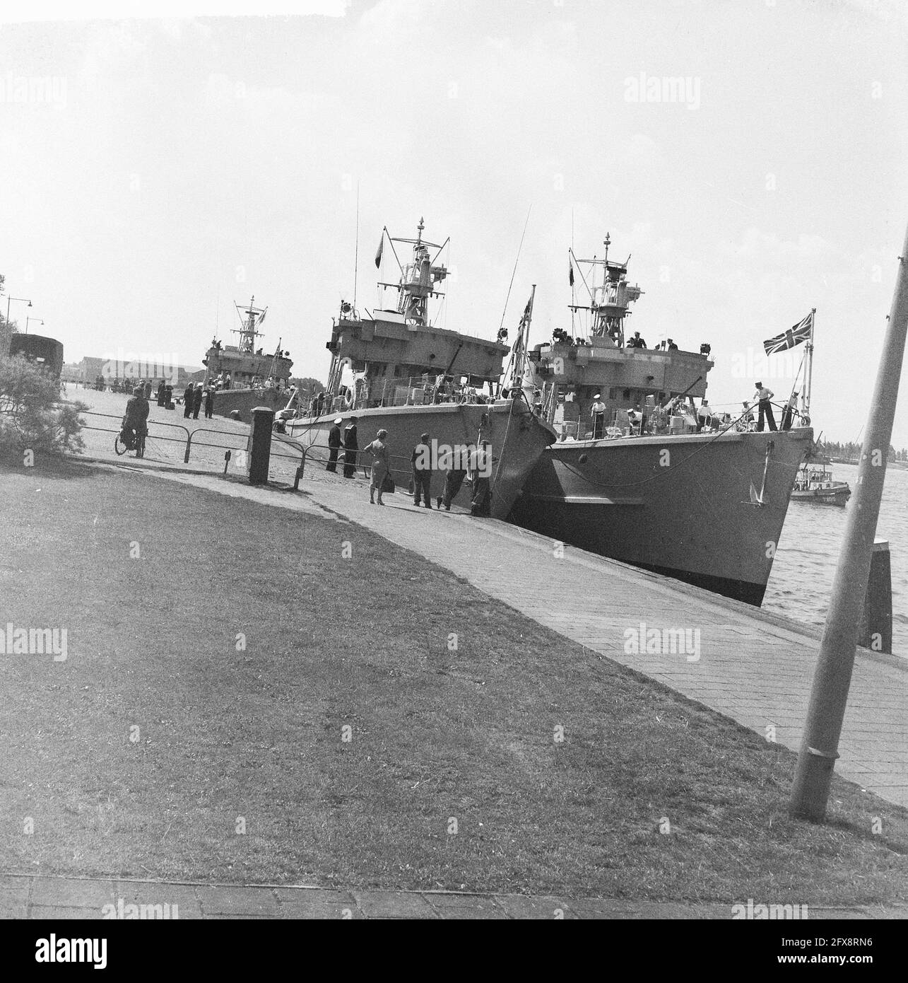 Visit minesweepers hi-res stock photography and images - Alamy