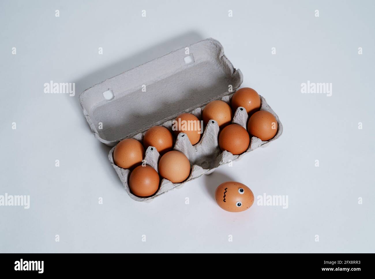 Outside the box Stock Photo - Alamy