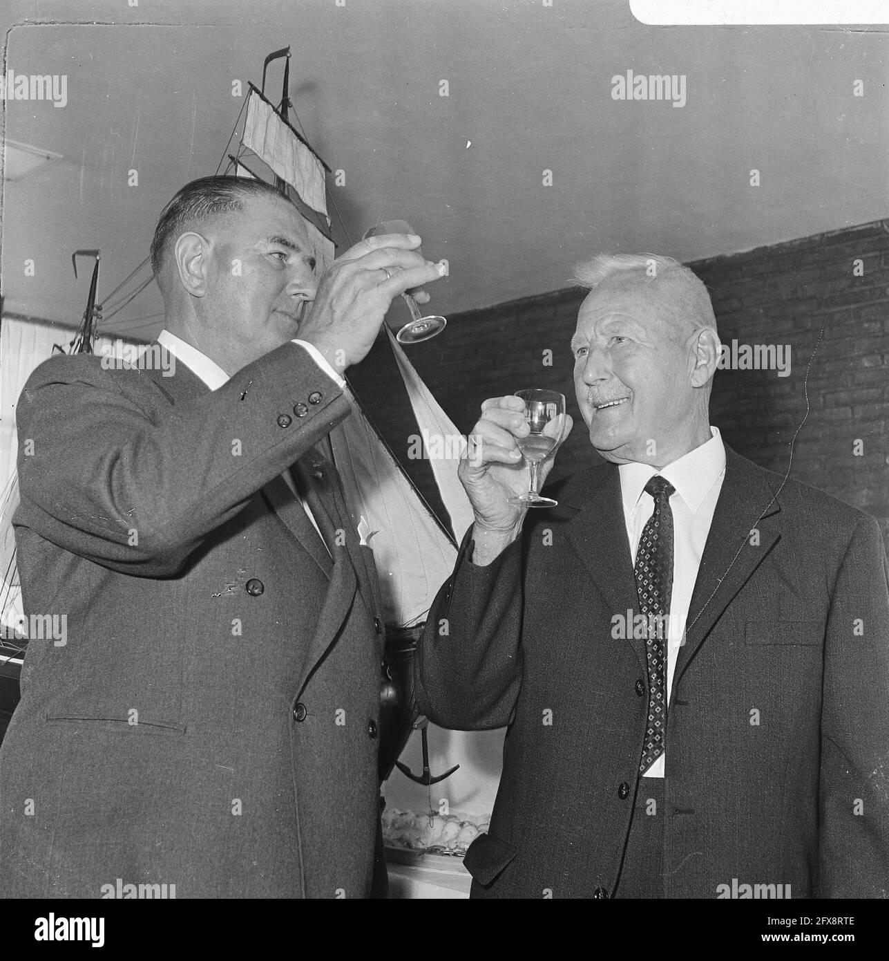 Valk raises hi-res stock photography and images - Alamy