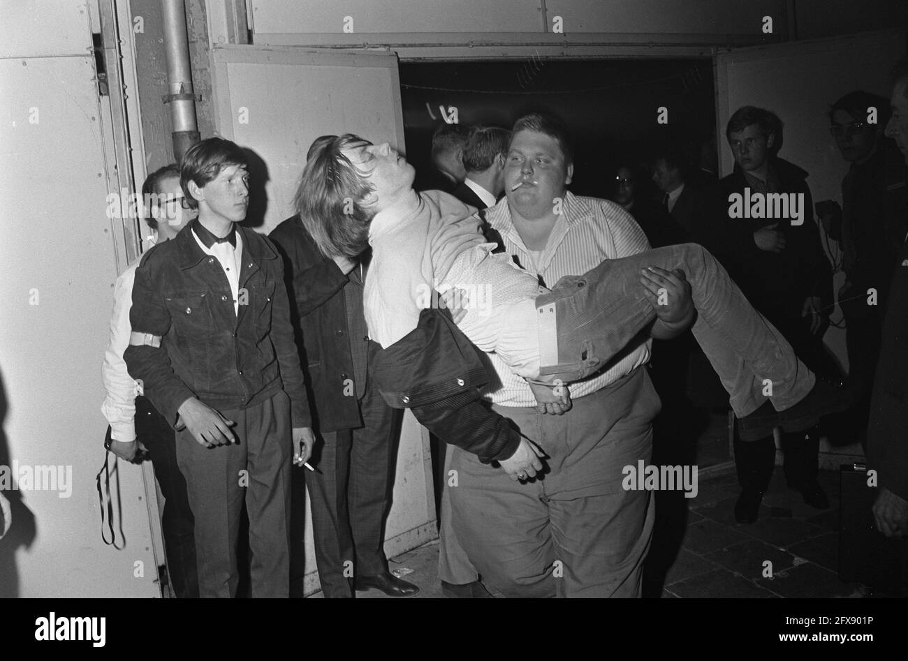 Carry away fainting fans hi-res stock photography and images - Alamy