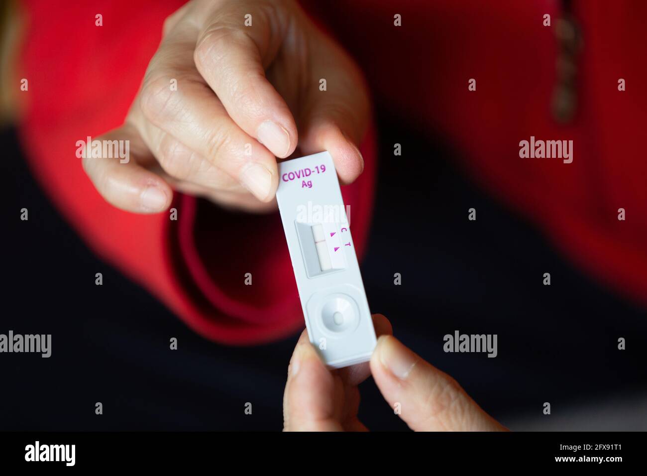 Negative covid 19 antigen test hi-res stock photography and images - Alamy